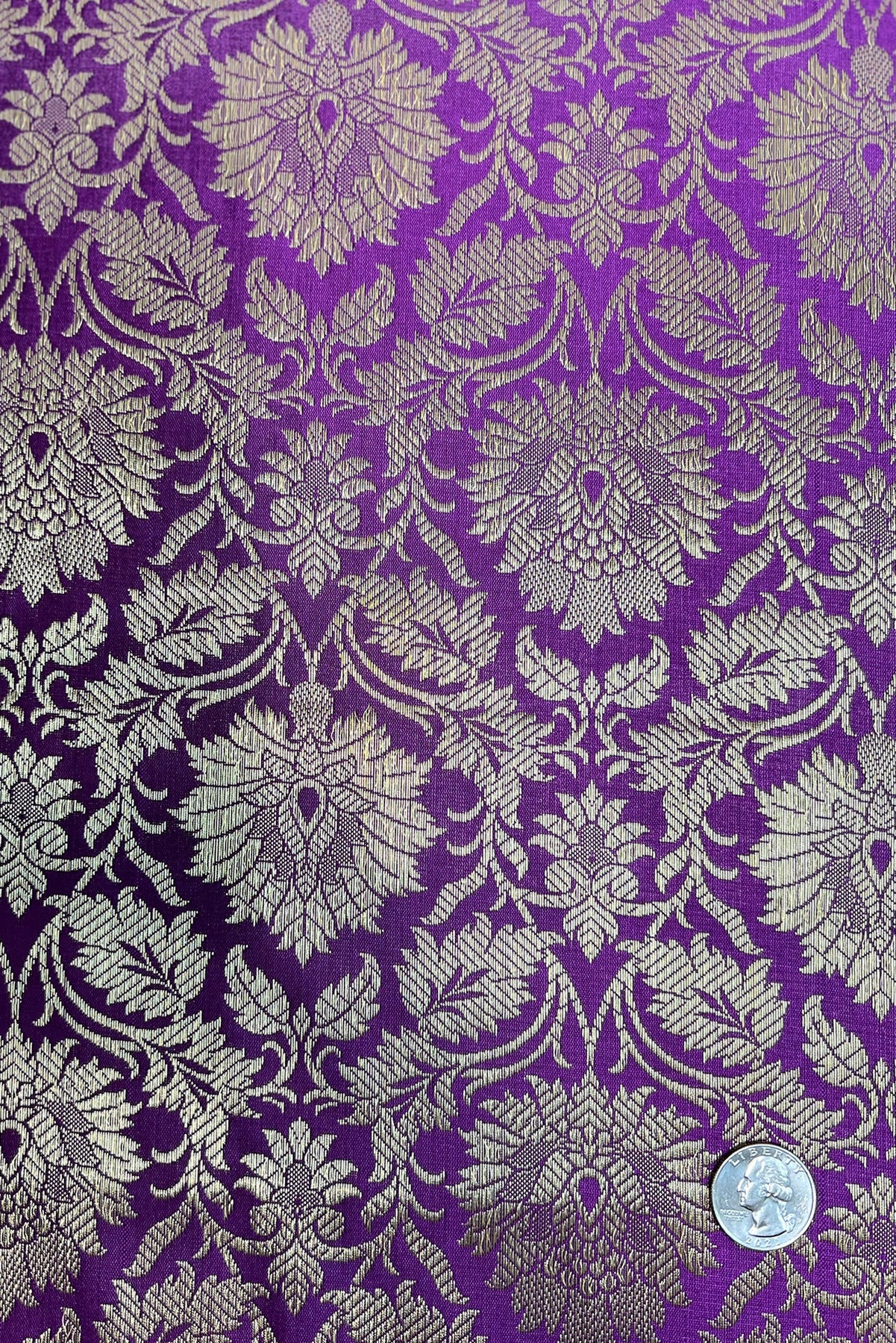 Magenta Haze/Gold JV-1643/10 Silk Brocade